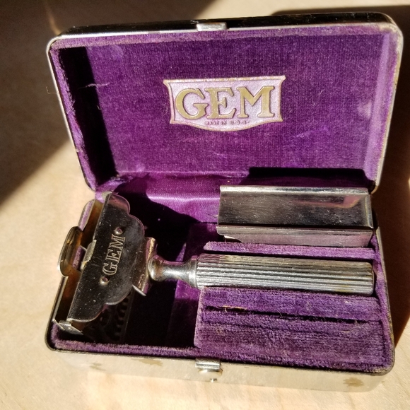 Vintage | Grooming | Vintage Gem Micromatic Single Edge Safety Razor ...